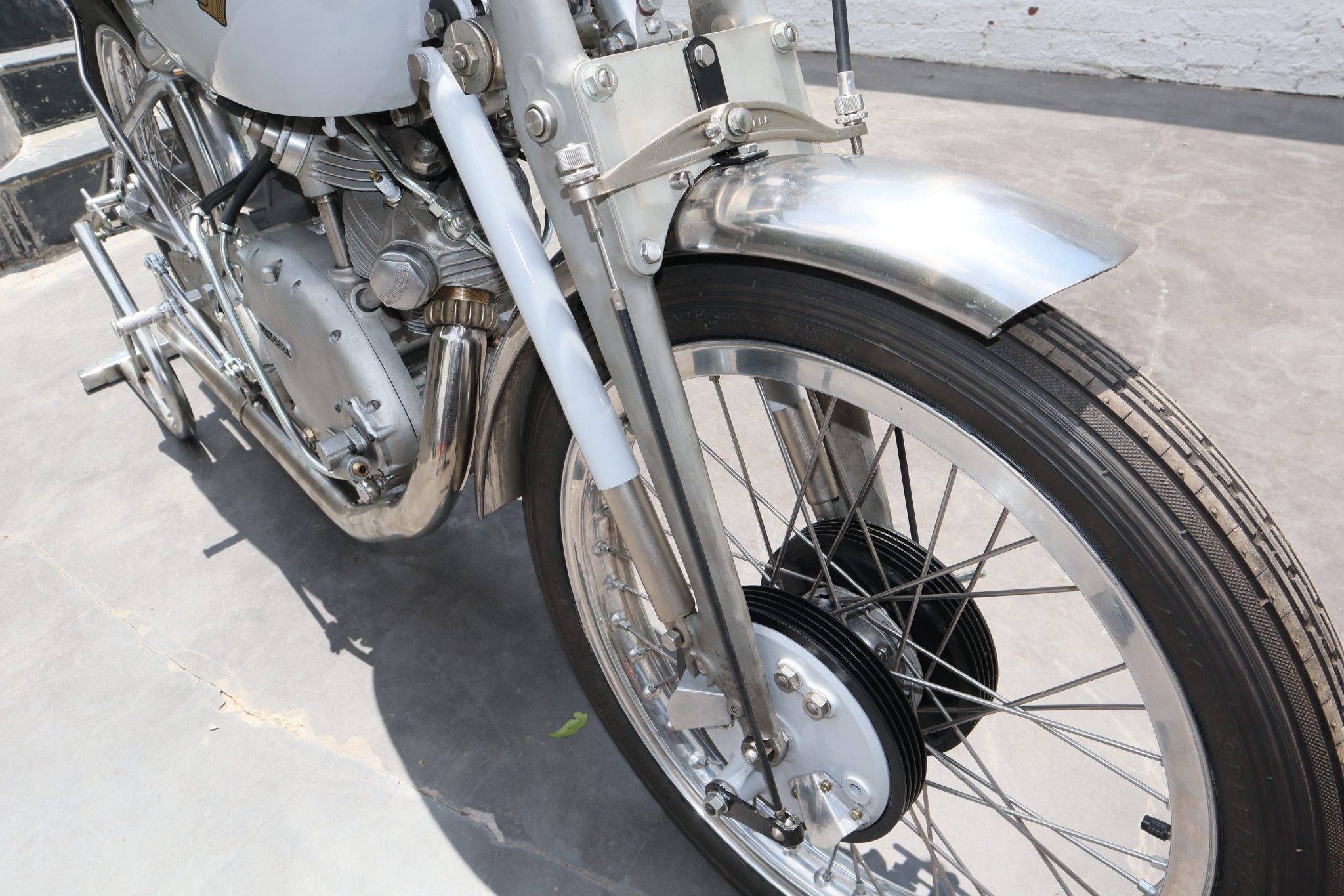 A Blast from The Past: Vincent Grey Flash 1952 Replica. - Ridefast ...
