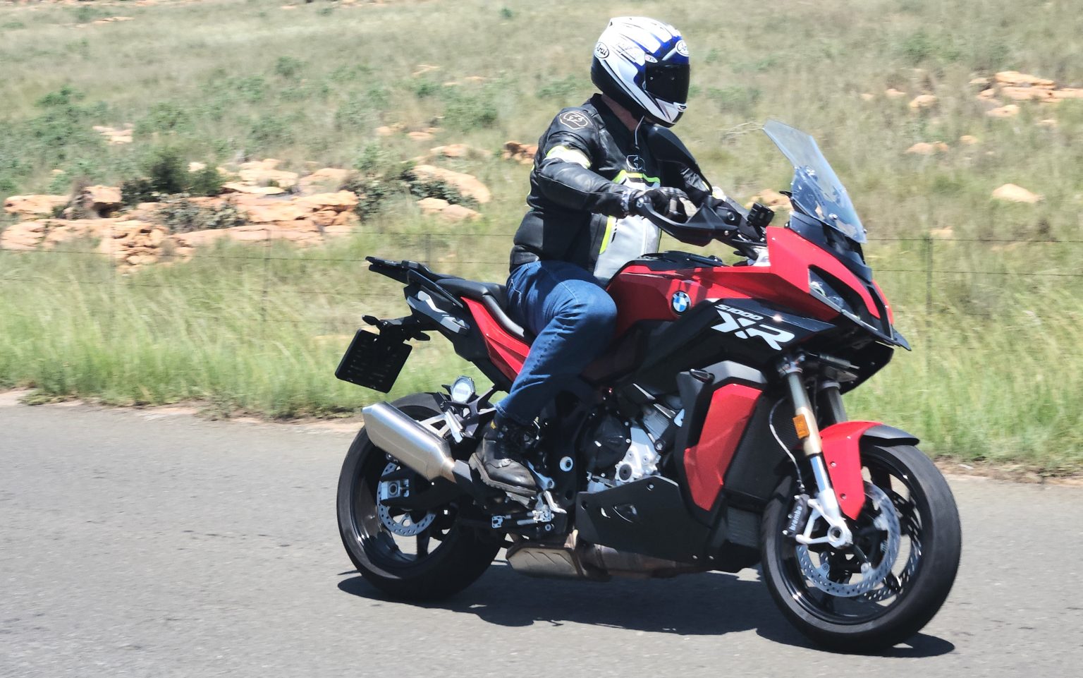 BMW S1000XR | BMW Motorcycle | BMW S1000XR bike review