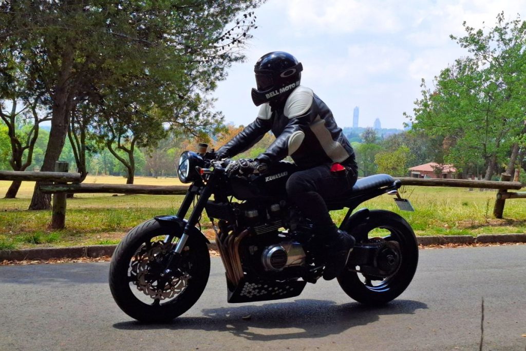 “Ronin” - 1982 Kawasaki GPZ 750 Brat Custom Motorcycle