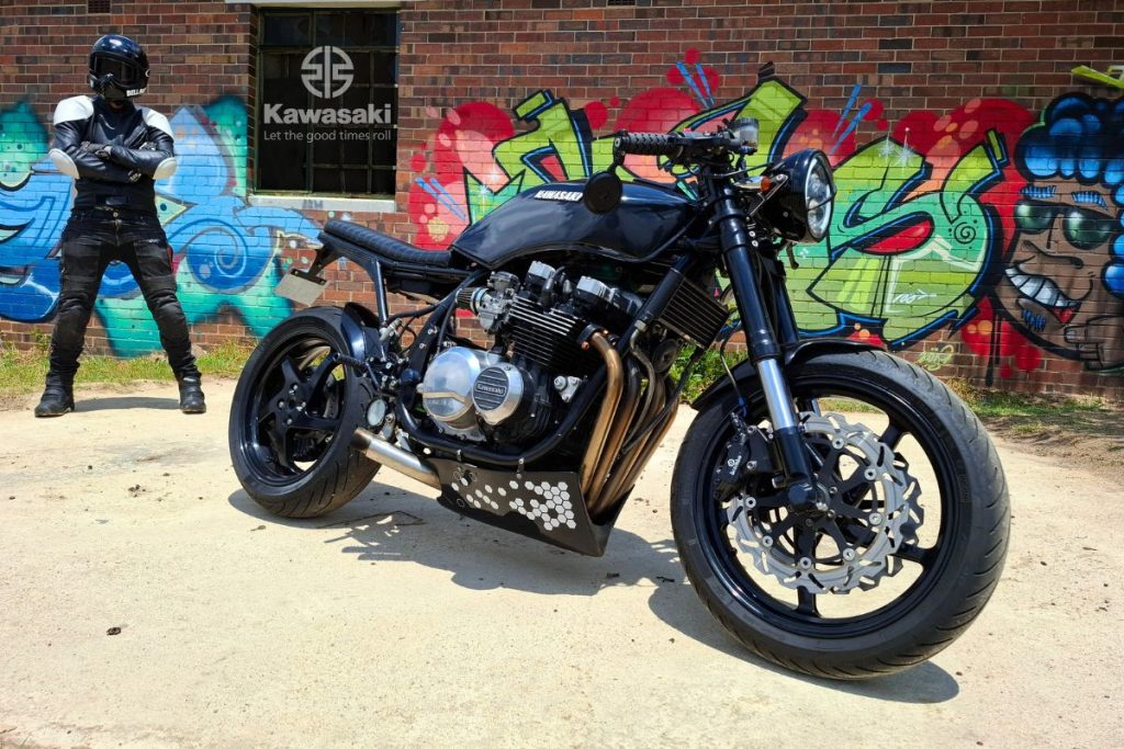 “Ronin” - 1982 Kawasaki GPZ 750 Brat Custom Motorcycle