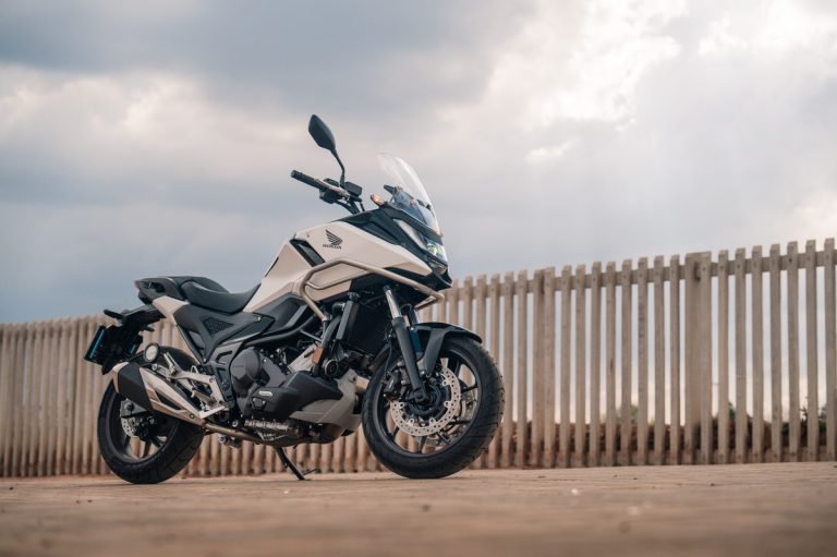 Honda NC750 DCT motorcycle review | Honda commuter bike