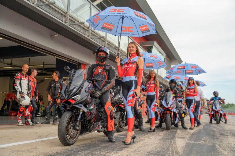 Italjet Dragster 700 Twin Motorcycle: Urban Superbike review