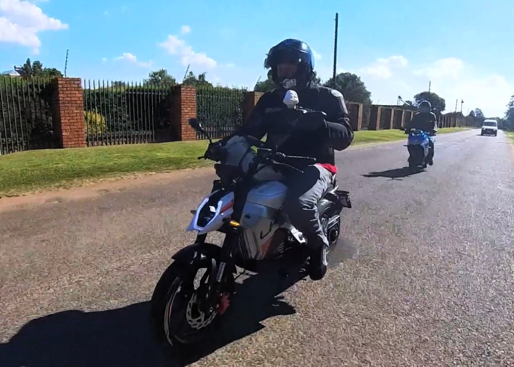 Tromox Ukko-S commuter motorcycle review | Tromox Ukko-S bike